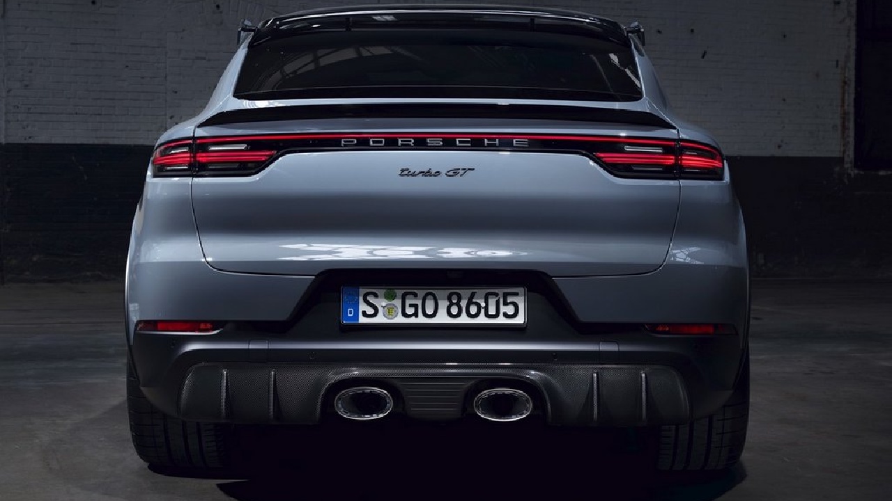 StriveME - بورش كايين تيربو 2022 أسعار ومواصفات في الامارات